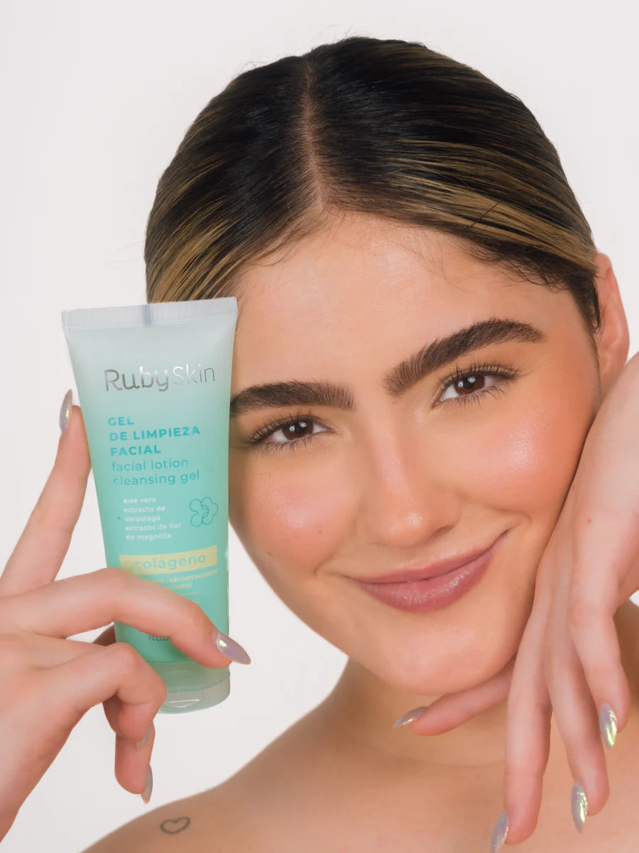 Gel de limpieza facial con colágeno - Ruby Skin – Schatzi Store